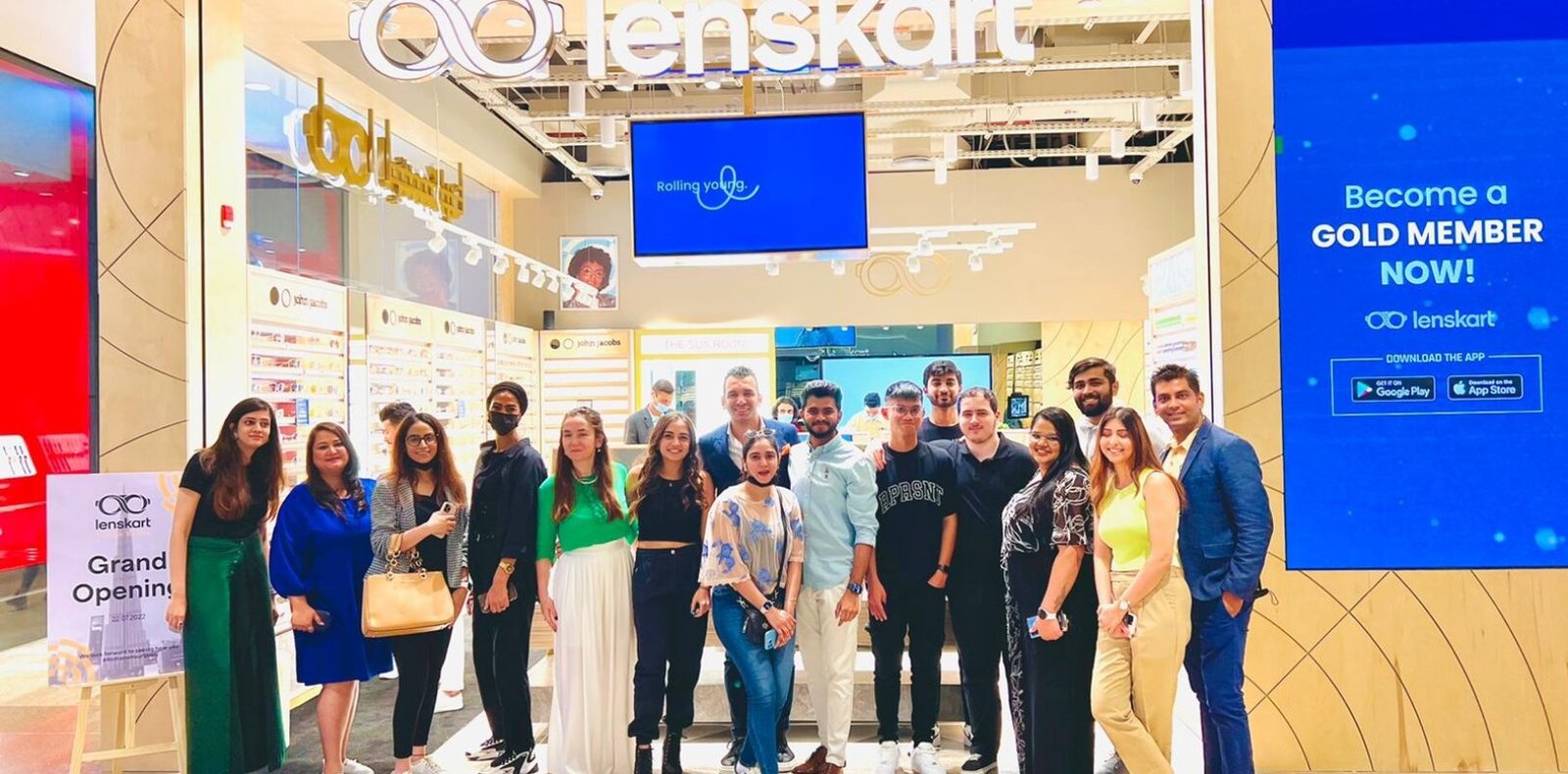 Lenskart opens new showroom at Dubai Mall - Review Central Middle East