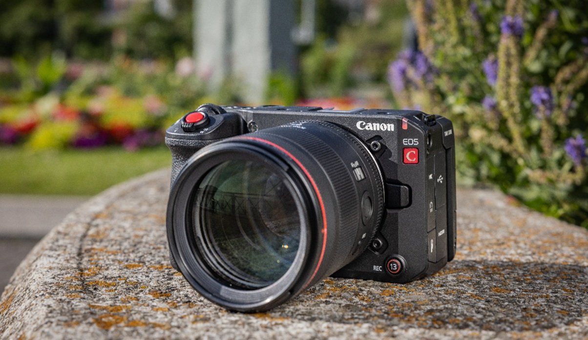 Canon unveils new compact Cinema EOS C50 camera - Review Central Middle ...